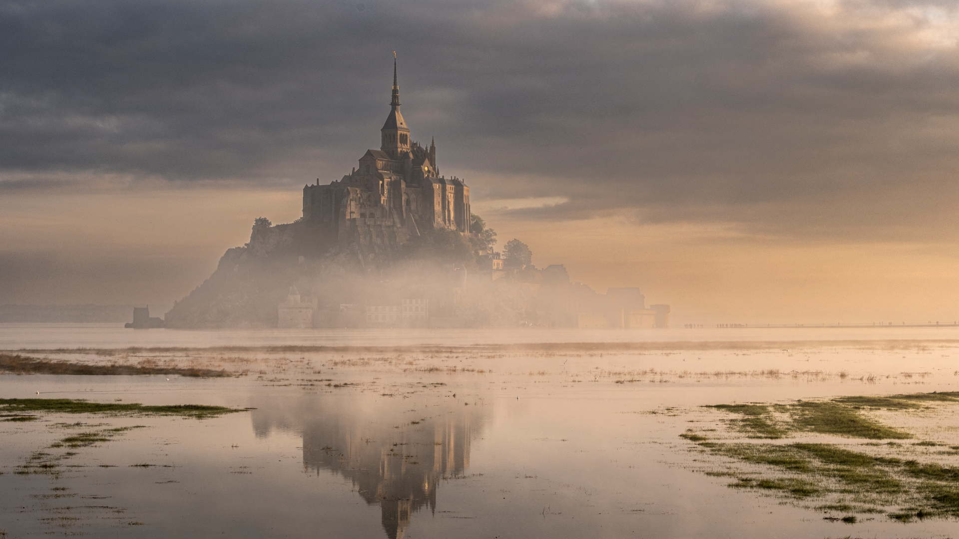 À la découverte du Mont-Saint-Michel - Visite guidée par Virginie Morel ...